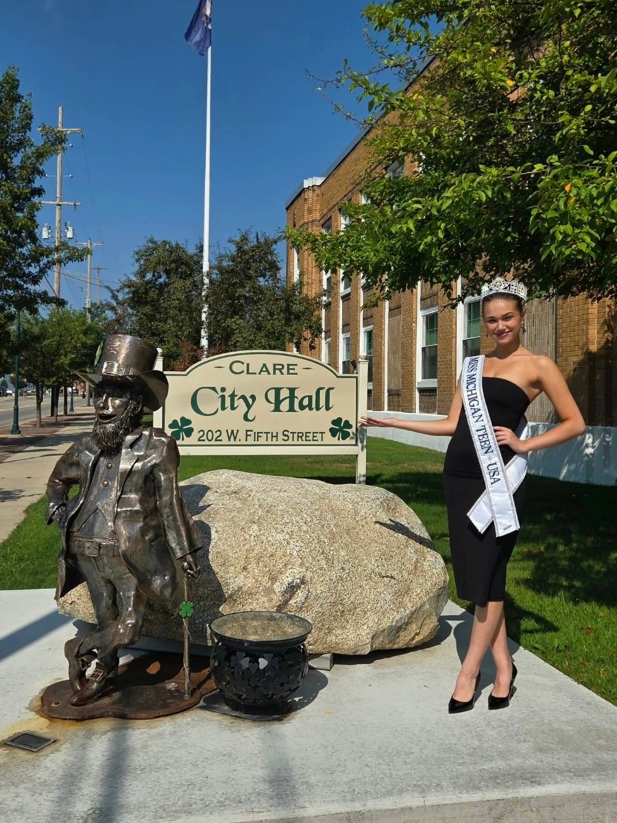 Miss Michigan Teen USA 2025 Eliy Simmer