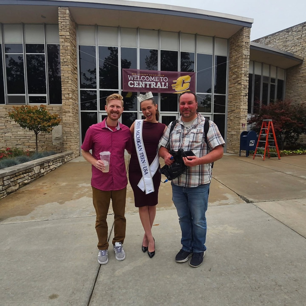 Miss Michigan Teen USA 2025 Eliy Simmer