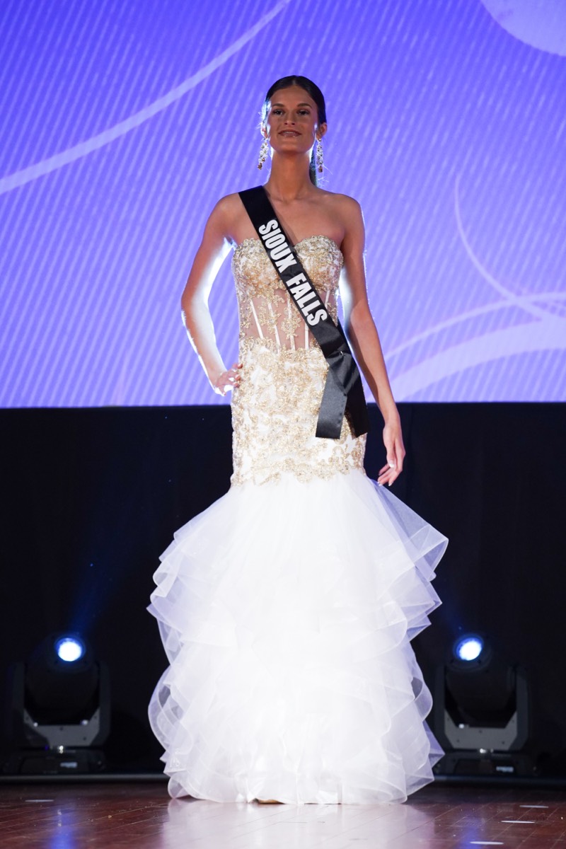Miss South Dakota Teen USA 2025 Bella Puetz
