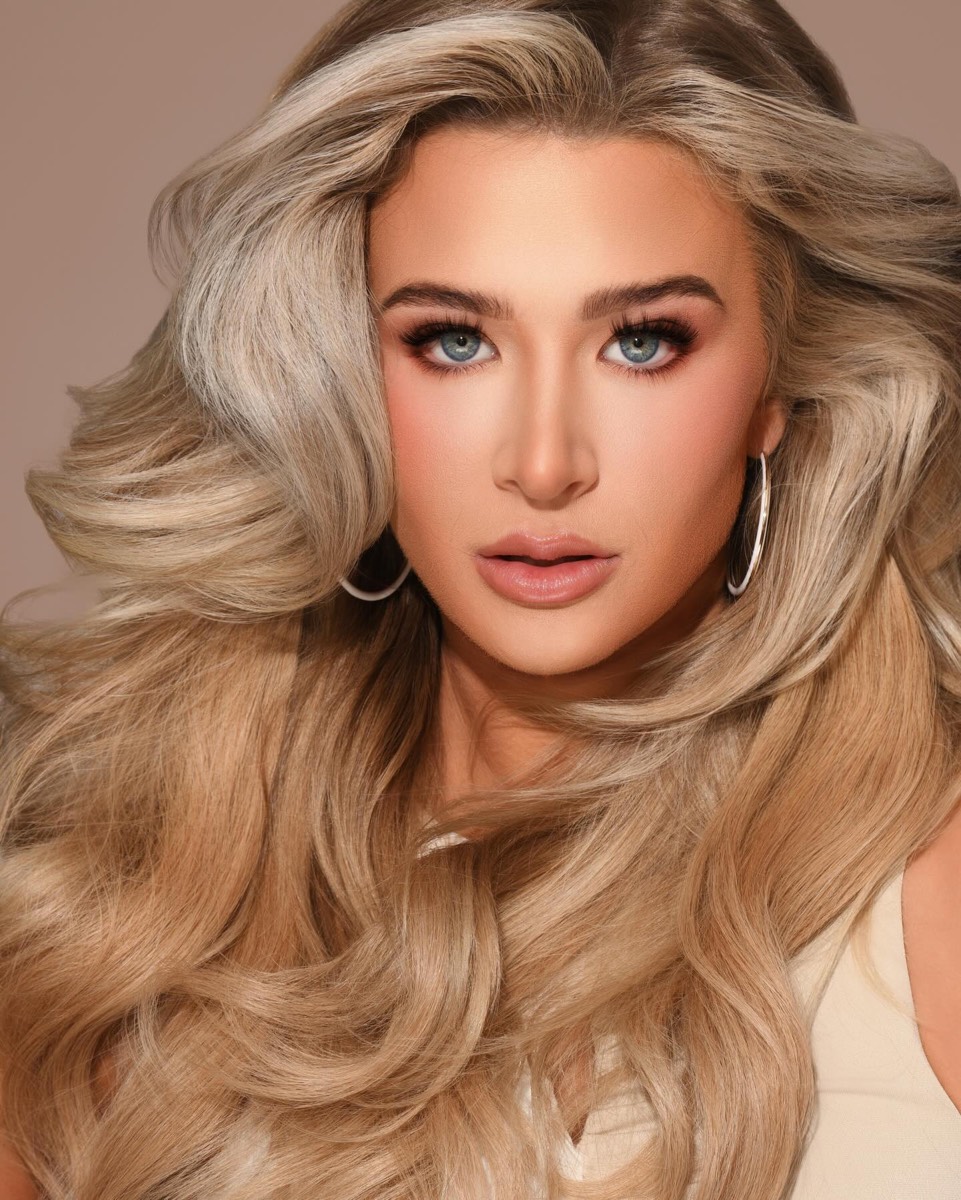 Miss Iowa USA 2025 Hayley Buettell