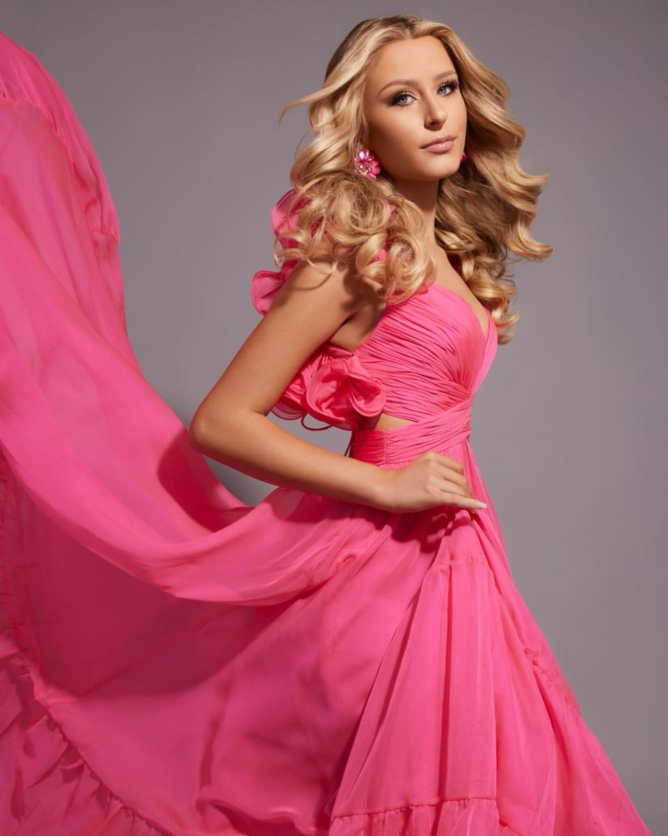 Miss Minnesota Teen USA 2024 Grace Stahl