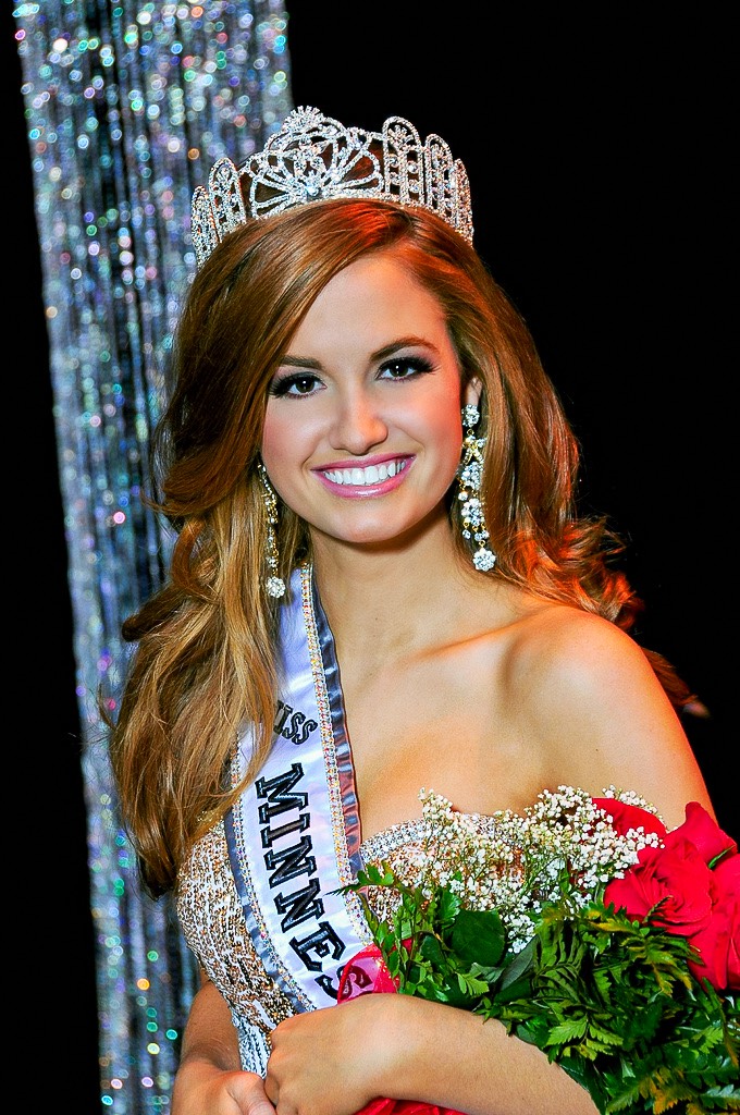 Miss Minnesota Teen USA 2010 Haley O'Brien