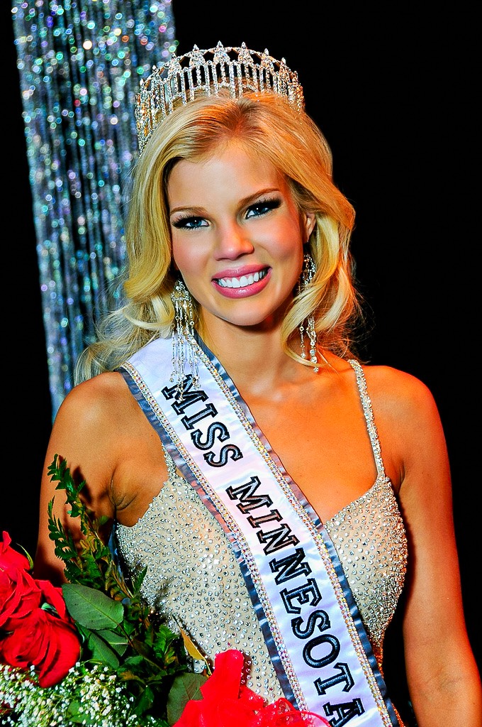 Miss Minnesota USA 2010 Courtney Basara