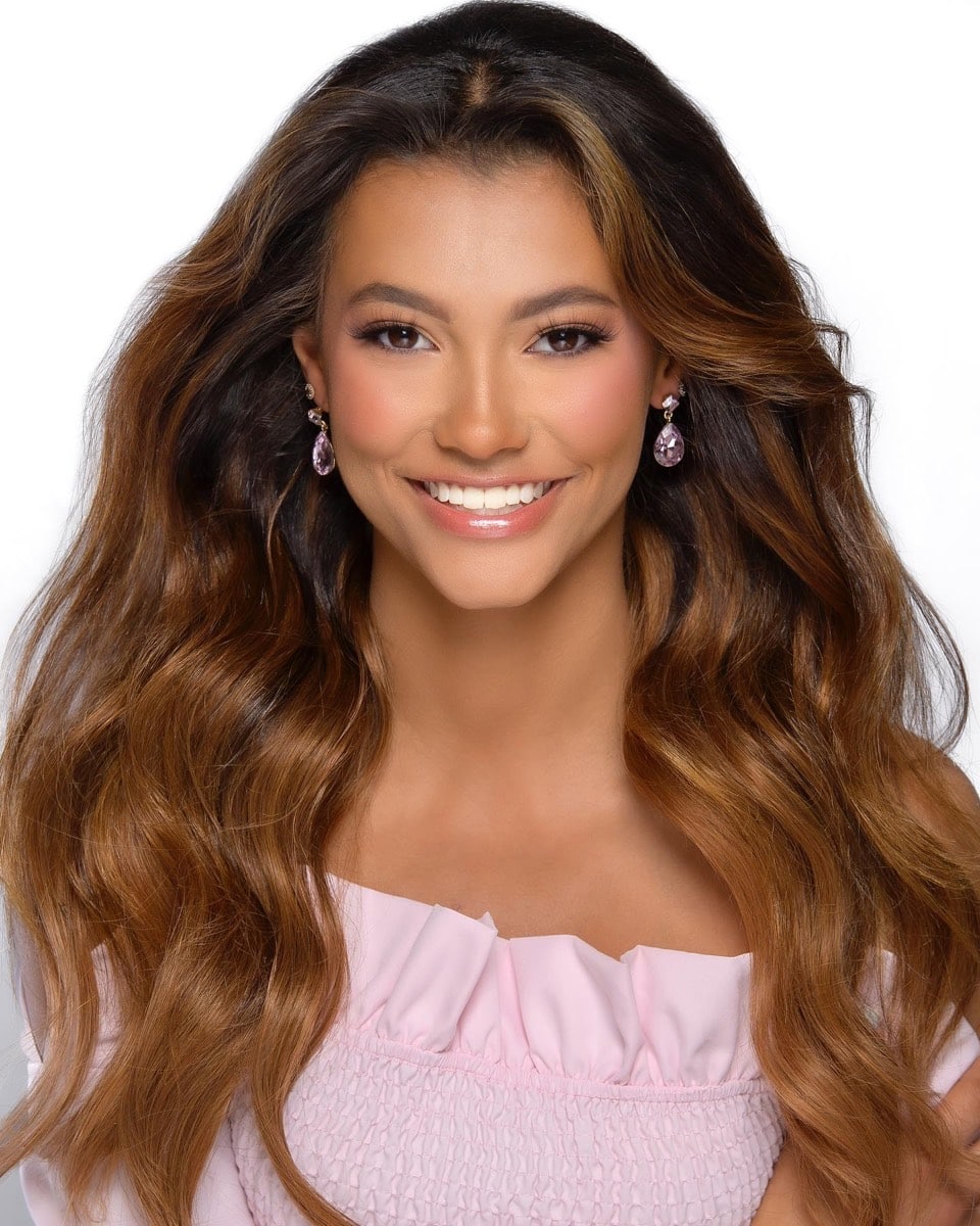 Miss Ohio Teen USA 2024 Mackenzie Gibson