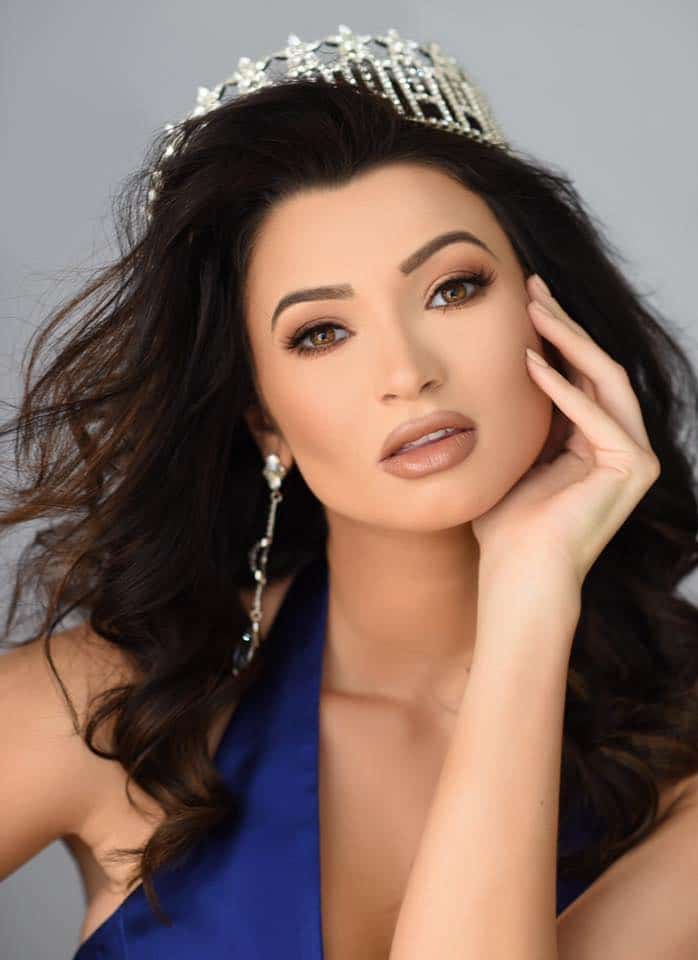 Miss Rhode Island USA 2019 Nicole Pallozzi