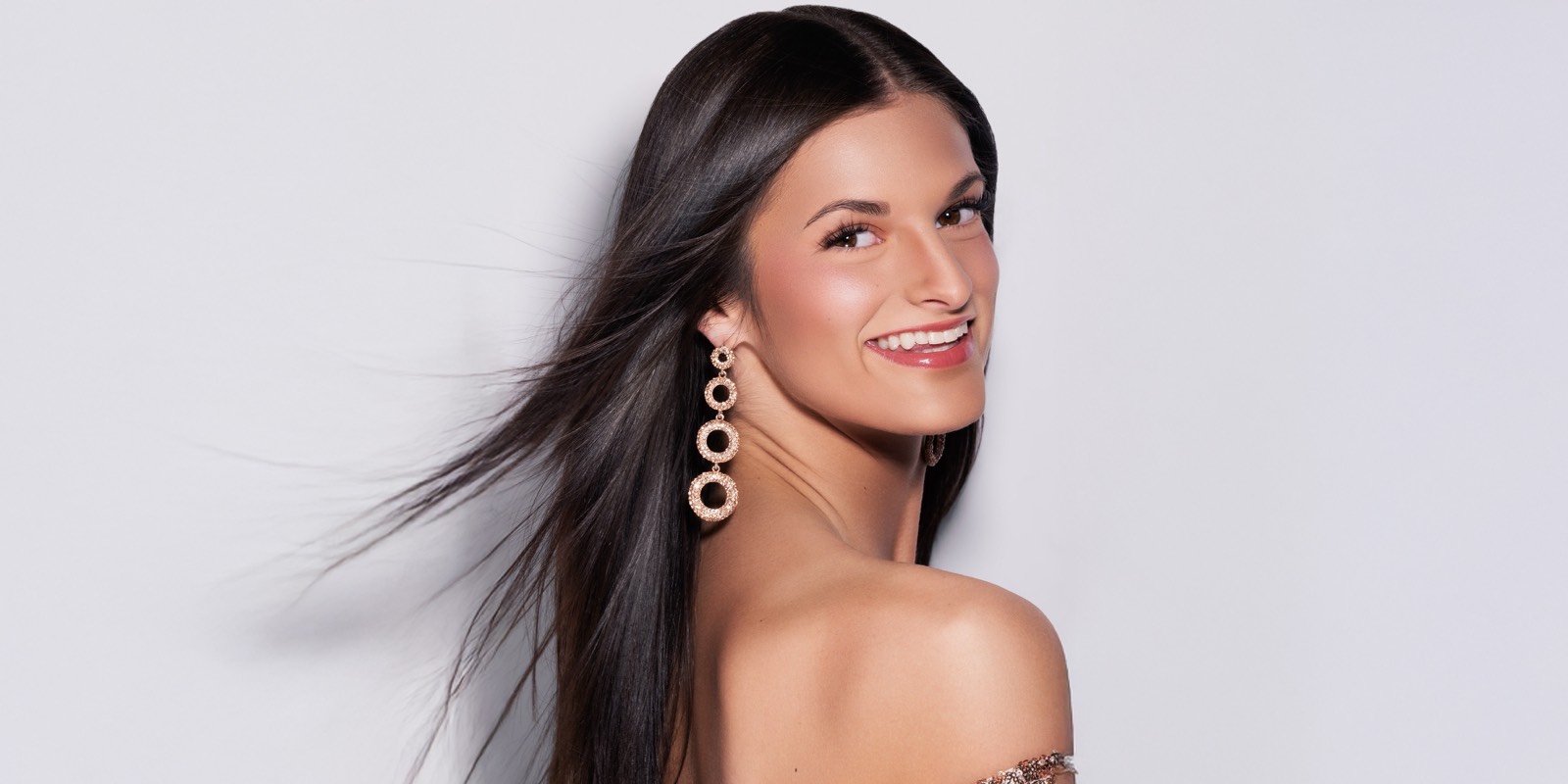 Miss South Dakota Teen USA 2025 Bella Puetz